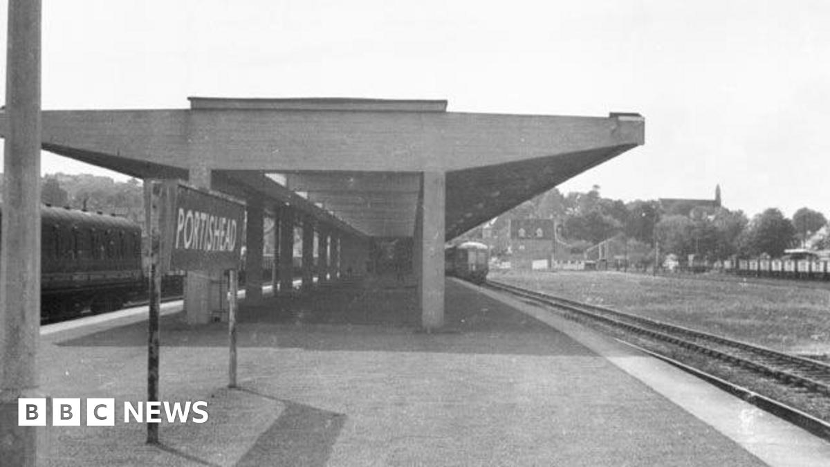 The fight to bring back the Portishead Railway line to Bristol - BBC News