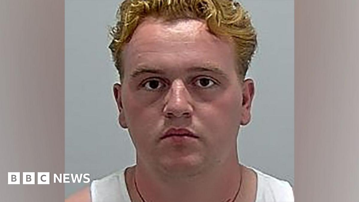 Judge orders arrest of missing Leighton Buzzard rogue builder - BBC News