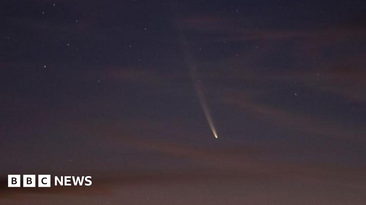 Comet A3 (Tsuchinshan-ATLAS): How can you see it in the UK? - BBC News