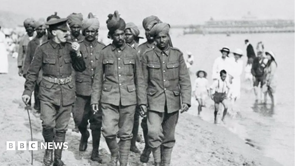 WWI Indian soldiers honoured with special tribute in Bournemouth - BBC News