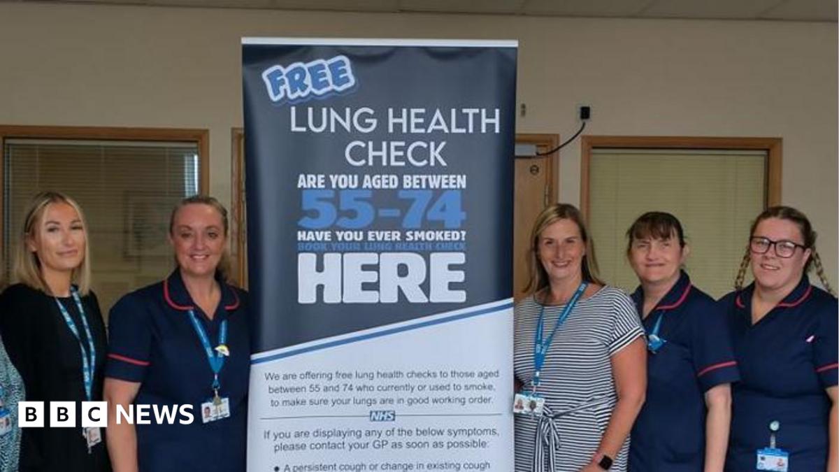 NHS trust's lung cancer screening programme detects 180 cases - BBC News