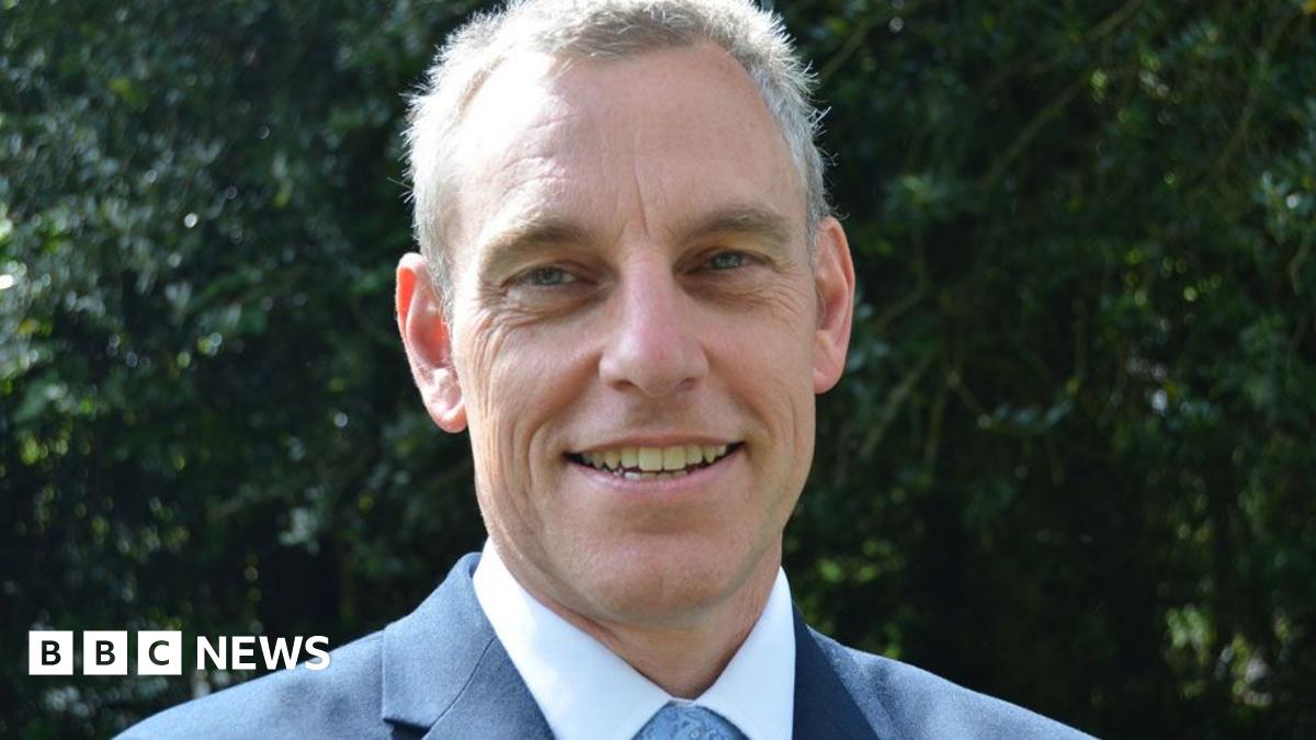 "Why is no-one talking about the systemic failure of the NHS? - BBC News