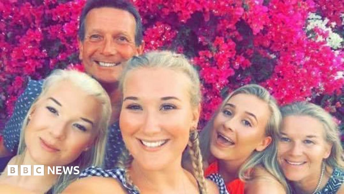 Parents of Bronwen Morgan call for law change to 'save lives' - BBC News