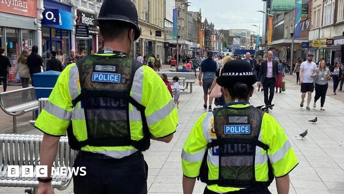 Five charged in Southend as police investigate drugs and violence - BBC ...