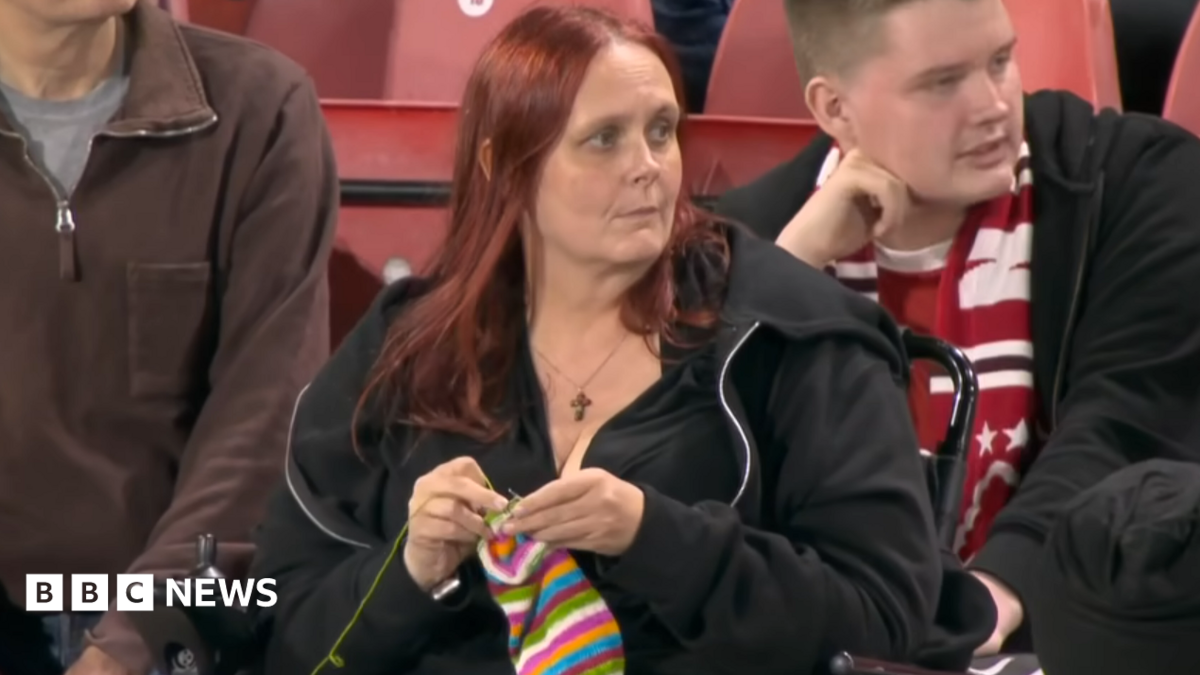 Football fan shares story behind her match-time knitting hobby - BBC News