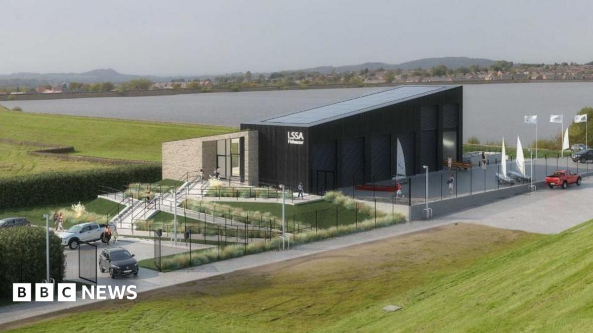 Blackburn reservoir boathouse plan for young people approved - BBC News