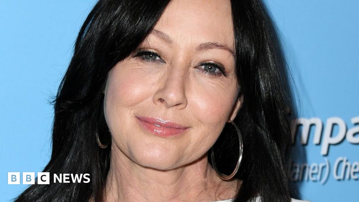 Shannen Doherty, known for Charmed, 90210 roles, dead at 53 - BBC News