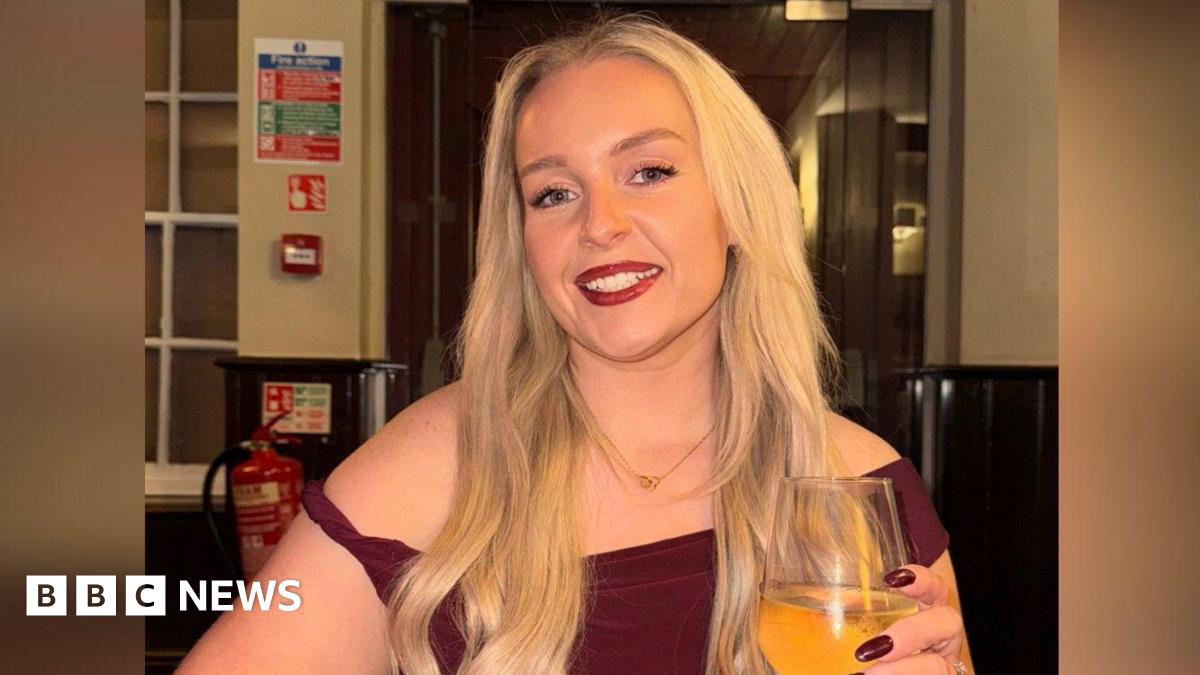 Trainee nurse wrongly accused of affair 'mourning loss of career' - BBC ...