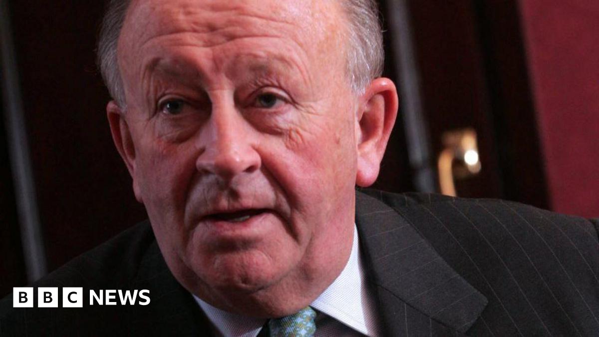 Stewart Spence: 'Iconic' former Marcliffe Hotel owner dies age 77 - BBC ...