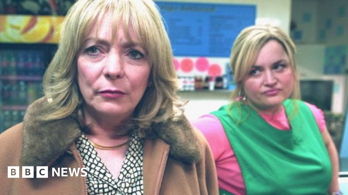 Fat Friends: 'There'd be no Gavin and Stacey without Netflix hit' - BBC ...