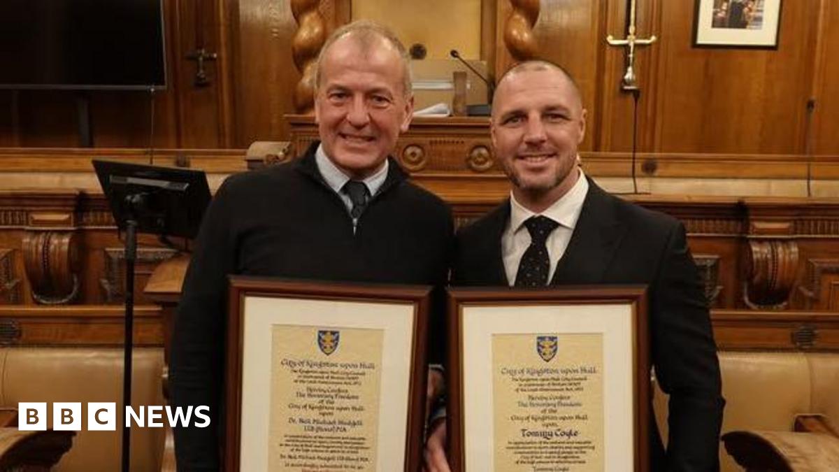 Ex-boxer and rugby club owner receive Freedom of the City of Hull - BBC ...