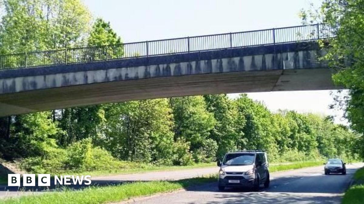 Tim Farron makes emergency funding call for A591 bridge repairs - BBC News