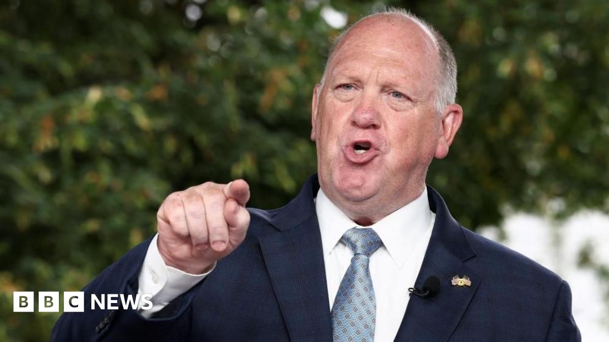 White House denies border tsar Tom Homan accepted $50,000 bribe - BBC News