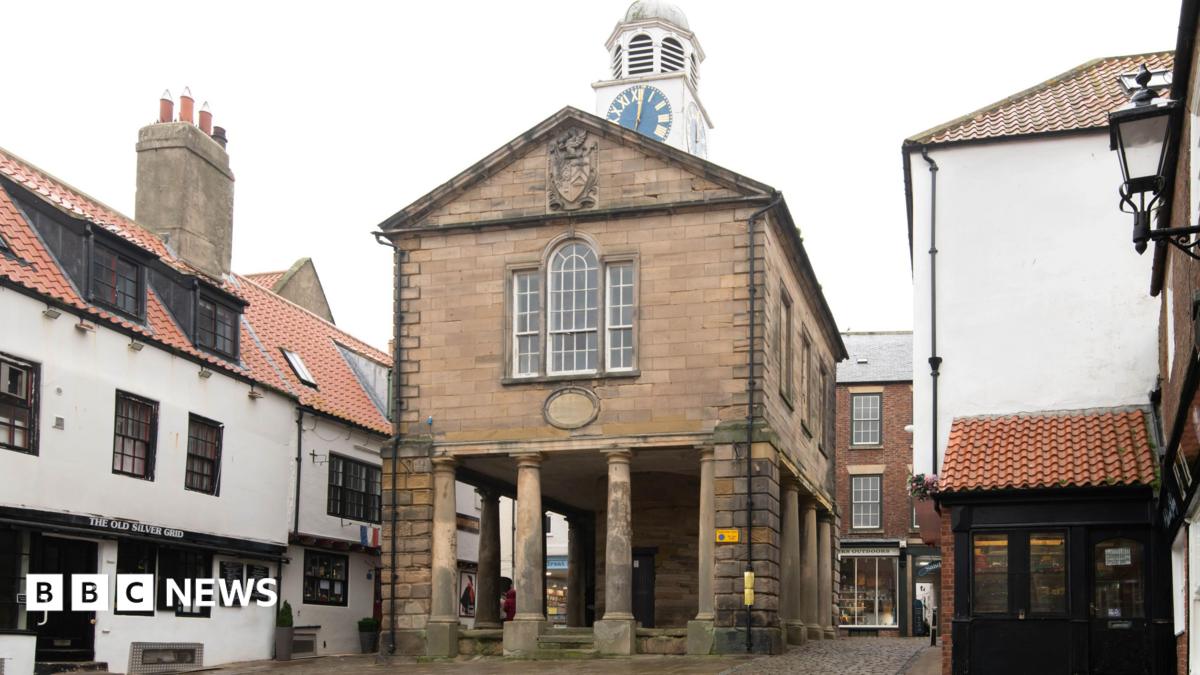 Whitby Old Town Hall £1m revamp to get under way - BBC News