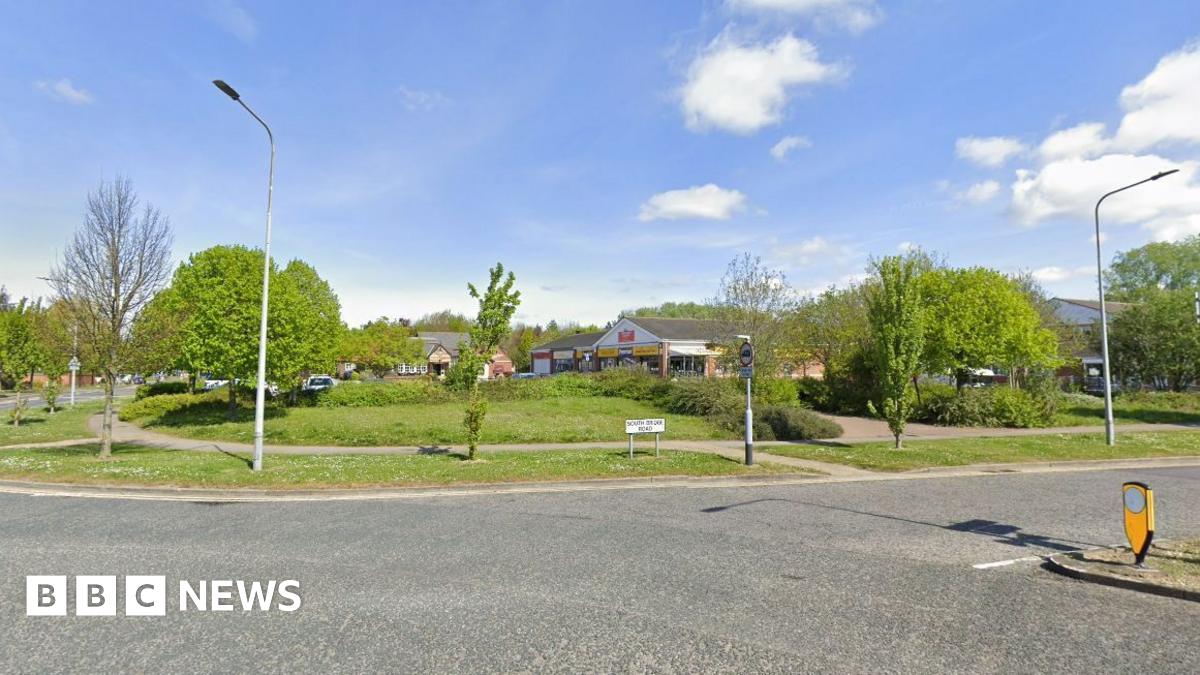Plans for apartments at Hull's Victoria Dock submitted - BBC News