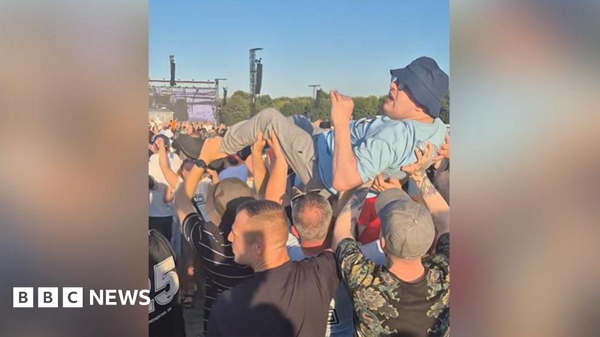 Disabled man lifted by Oasis crowd praises band's 'amazing fans' - BBC News