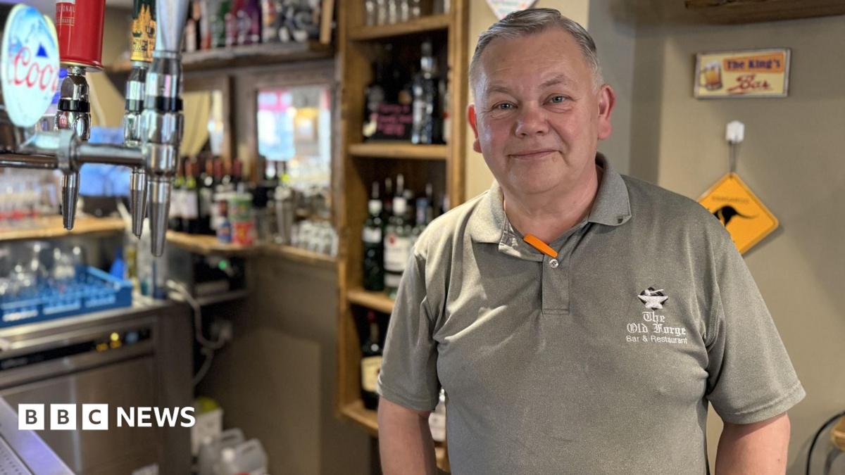 Bridlington restaurant owner warns no-shows are a 'massive blow' - BBC News