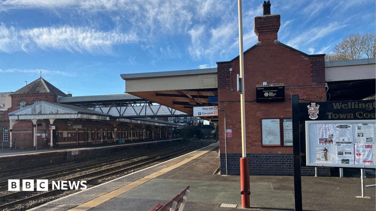 Step-free access plans submitted for Wellington rail station - BBC News