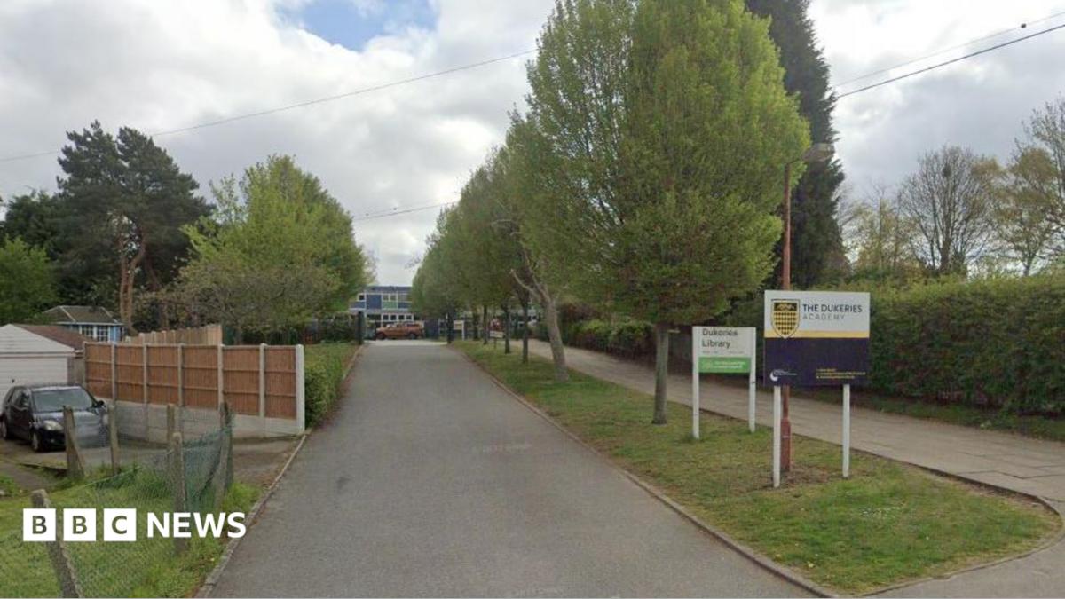Ollerton academy to axe 'unsustainable' sixth form - BBC News