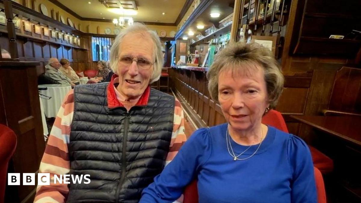 The Bell Hotel in Driffield to close as owners confirm retirement - BBC News