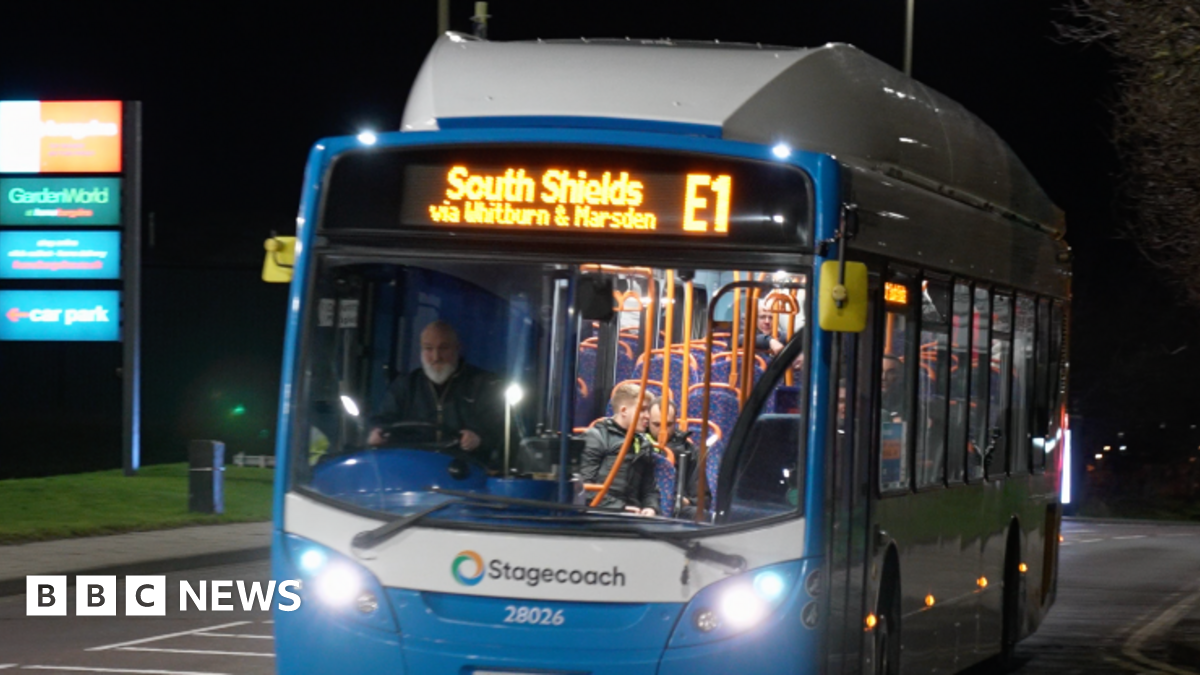 On board North East 'Trojan horse' police bus - BBC News