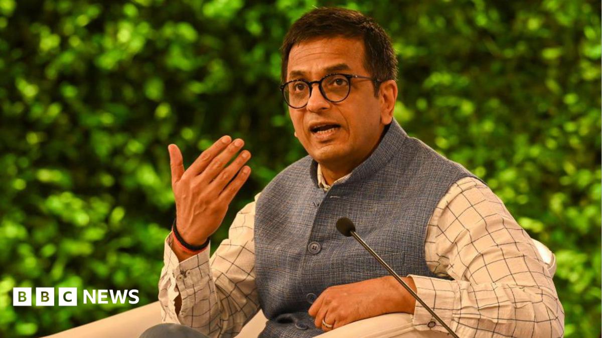 DY Chandrachud: Was India's top judge an icon or a pushover? - BBC News