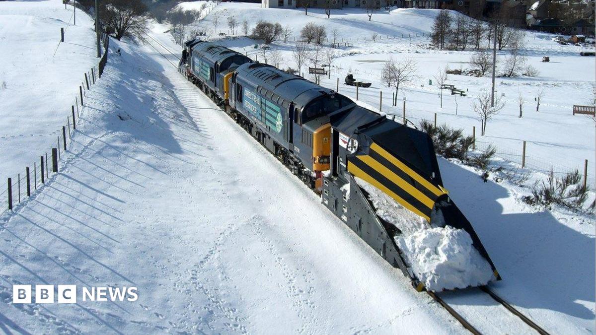 De-icer teams and empty trains to help tackle any snow disruption ...
