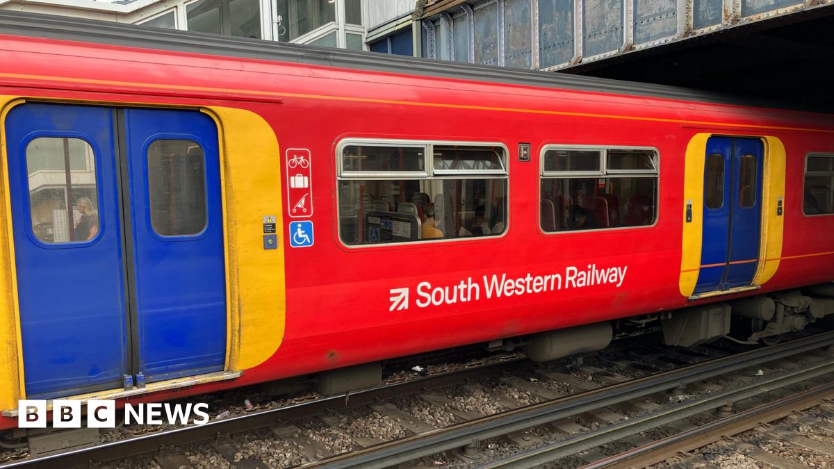 South Western Railway: Train operator introduces autumn timetable - BBC ...