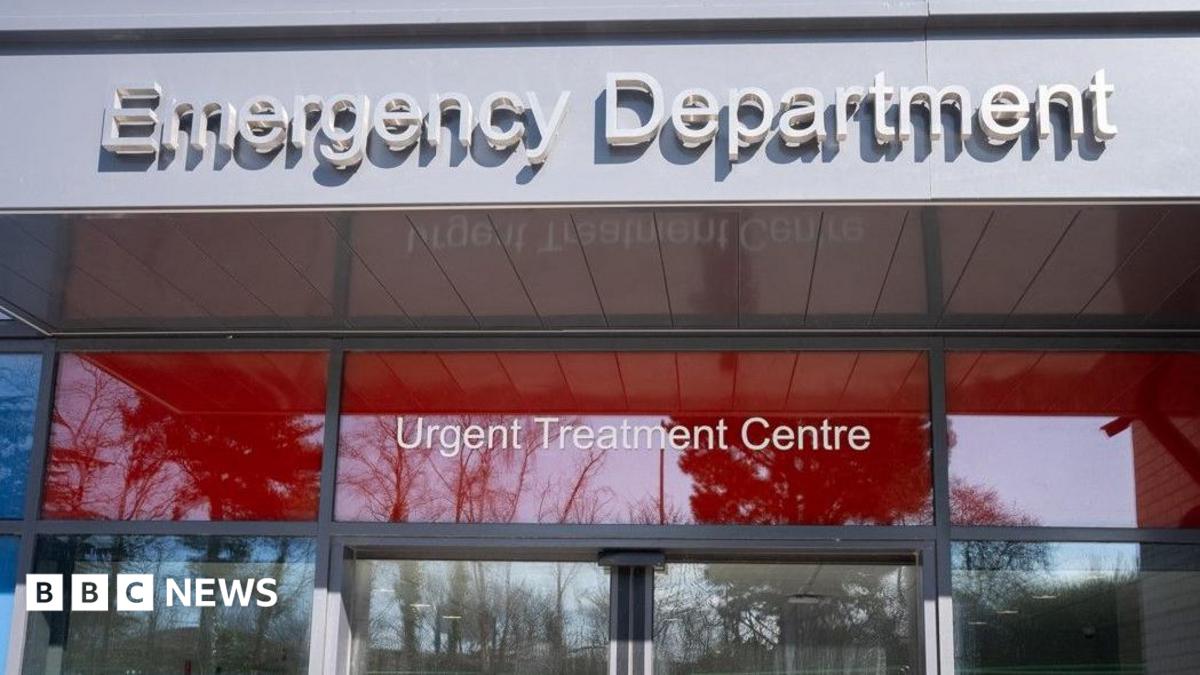 New emergency department opens at Royal Bournemouth Hospital - BBC News