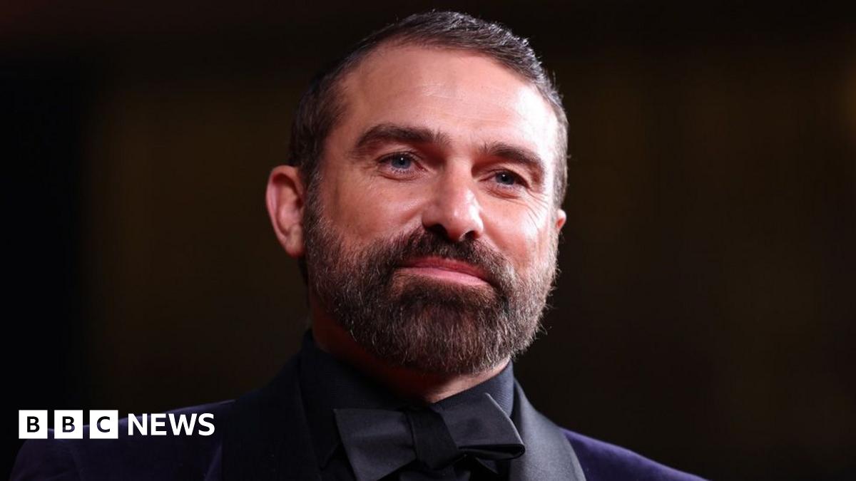 Ant Middleton banned as company director over £1m unpaid tax - BBC News