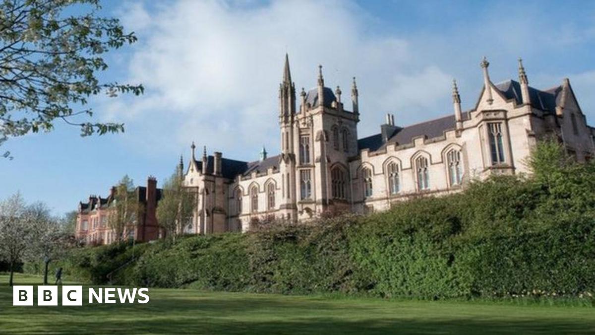 Magee: Land sold for Londonderry Ulster University expansion - BBC News
