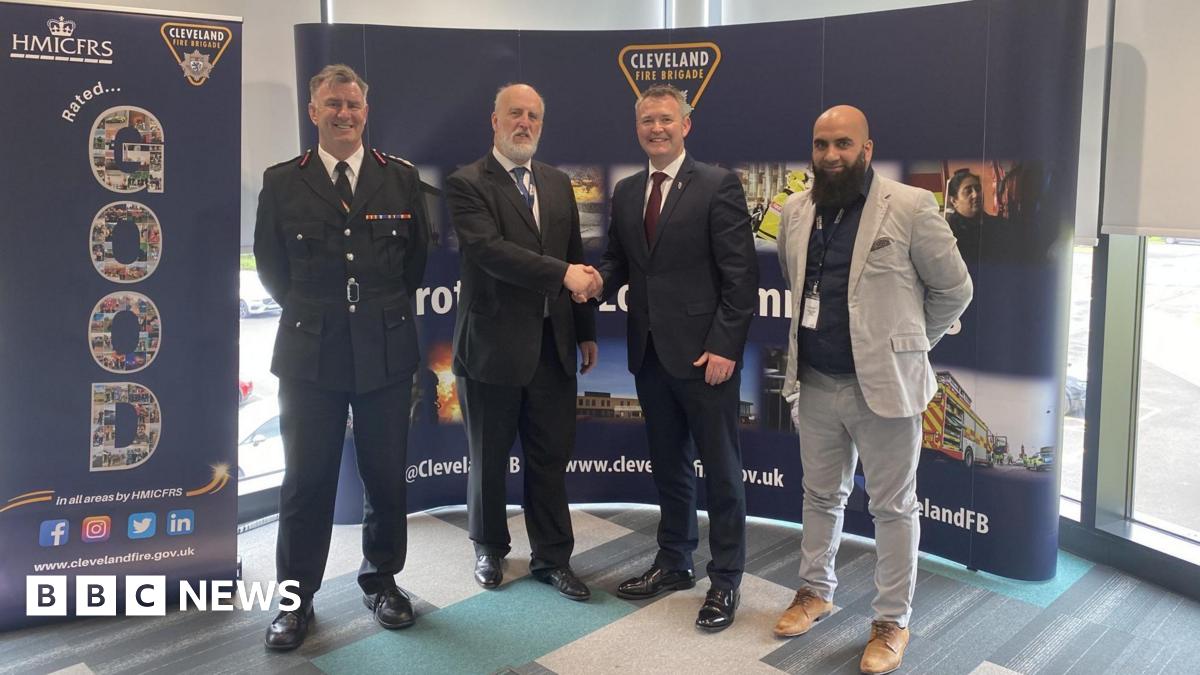 Cleveland Fire Brigade names new chief as Peter Rickard - BBC News