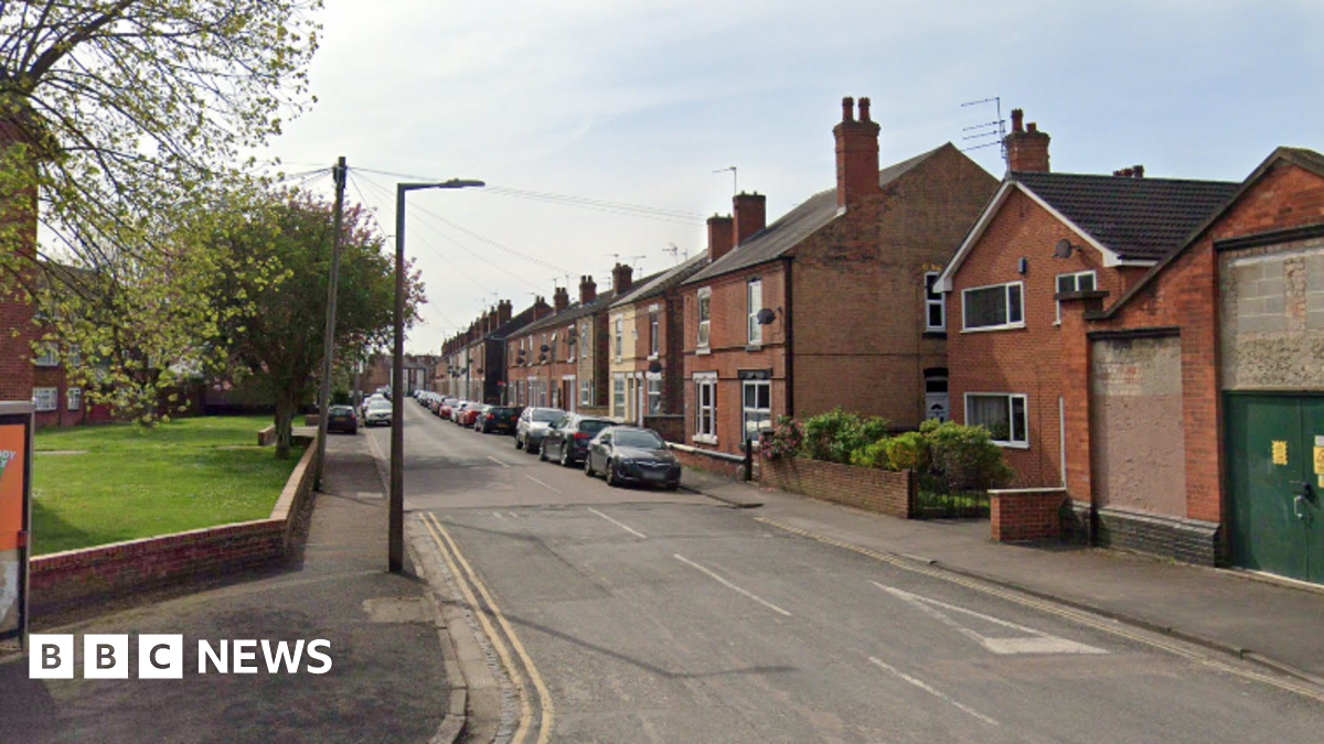 Plan to tighten HMO rules in Erewash amid 'wave' of activity - BBC News