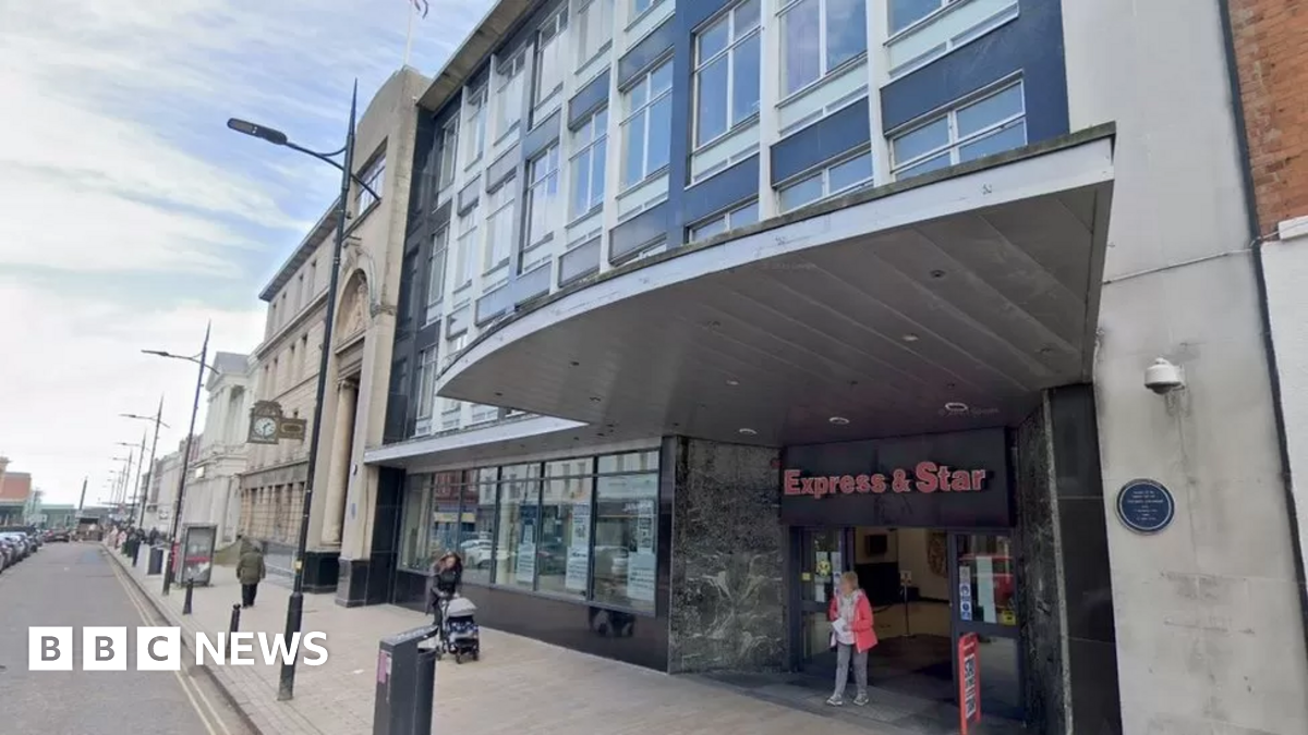 Plans submitted for former Wolverhampton newspaper site - BBC News