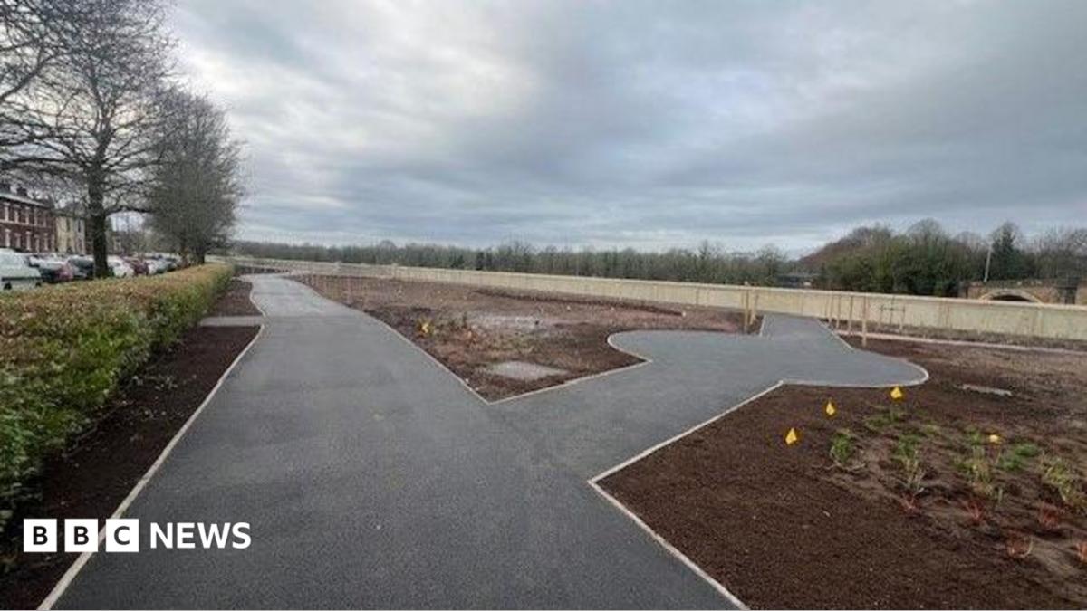 First phase of Preston flood defence scheme complete - BBC News