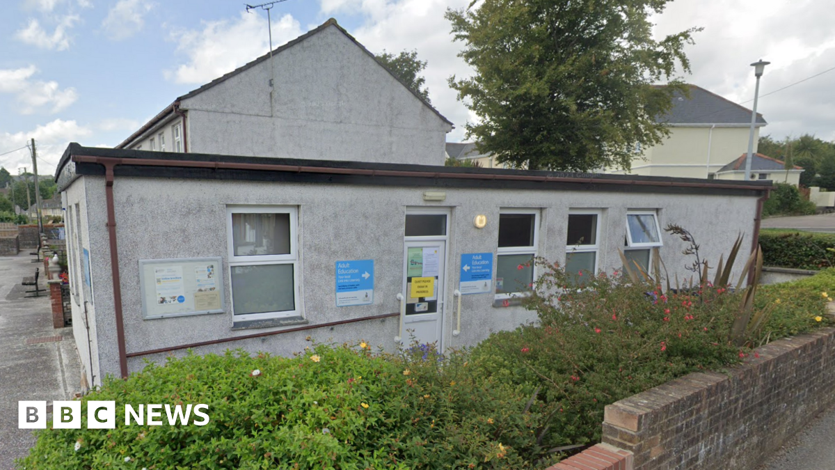 Cornwall adult education centres at risk of closure - BBC News