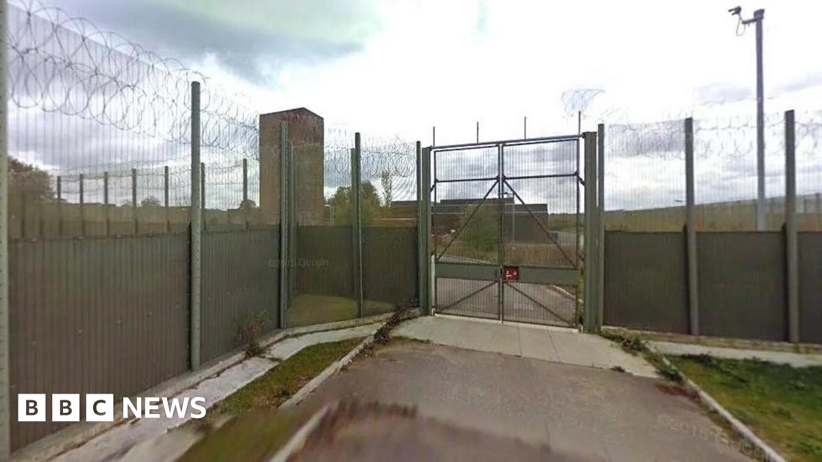 Highpoint prison not rehabilitating inmates for release - report - BBC News