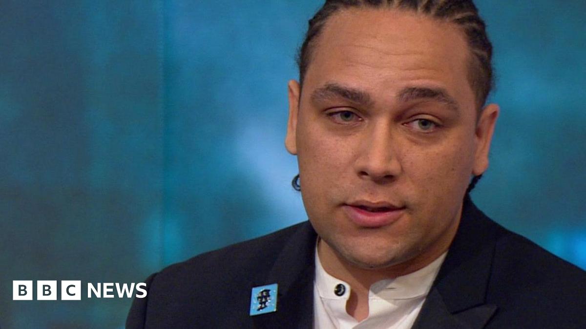 Anti-bullying campaigner overwhelmed by OBE reaction - BBC News