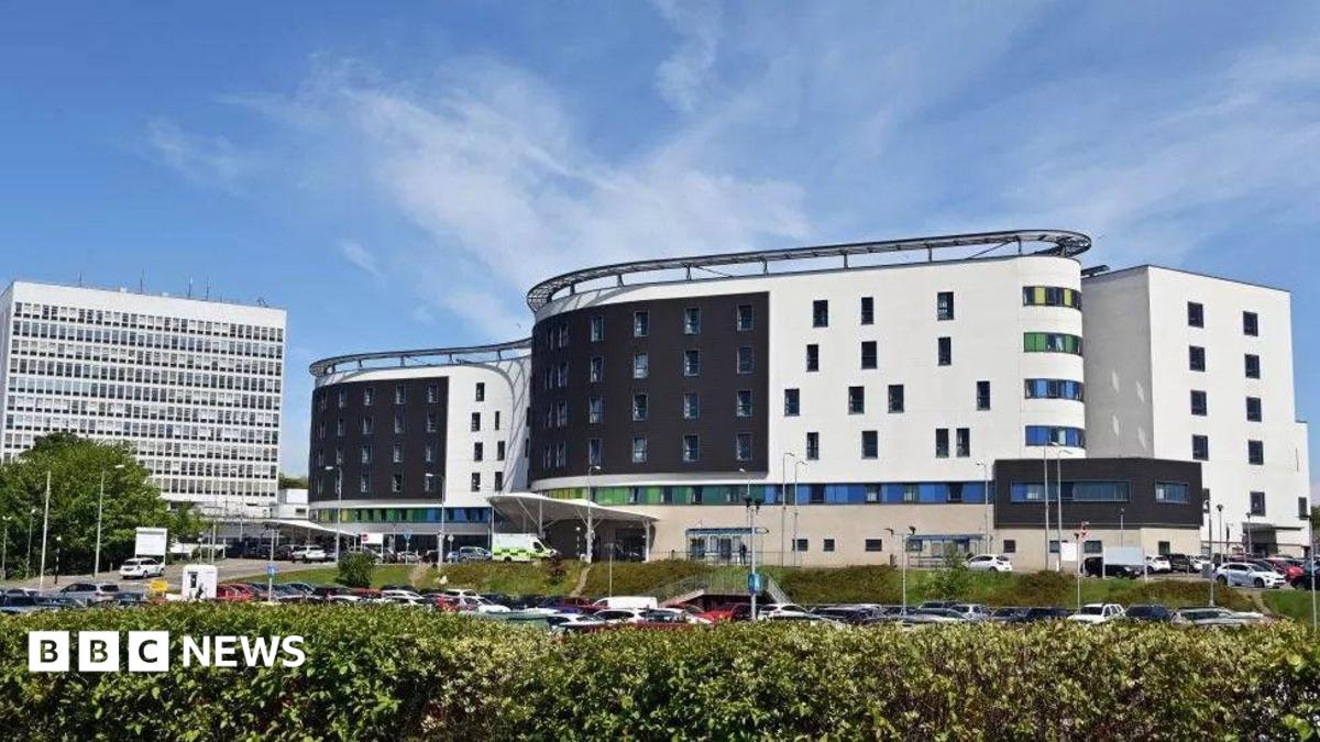 'Serious concerns' raised after hospital inspection - BBC News