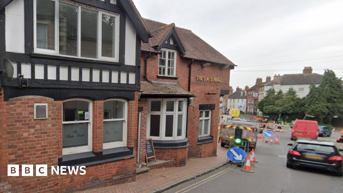 Former Market Drayton pub The Stag's Head to become museum - BBC News