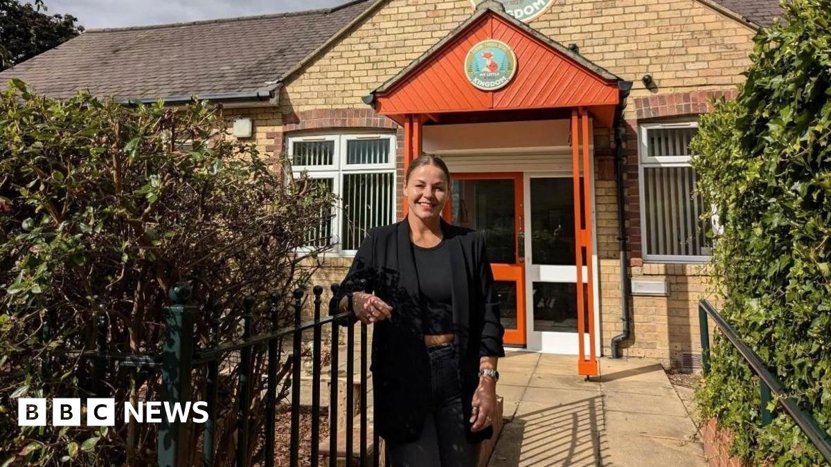 Excitement and frustration as Northumberland Line opens - BBC News