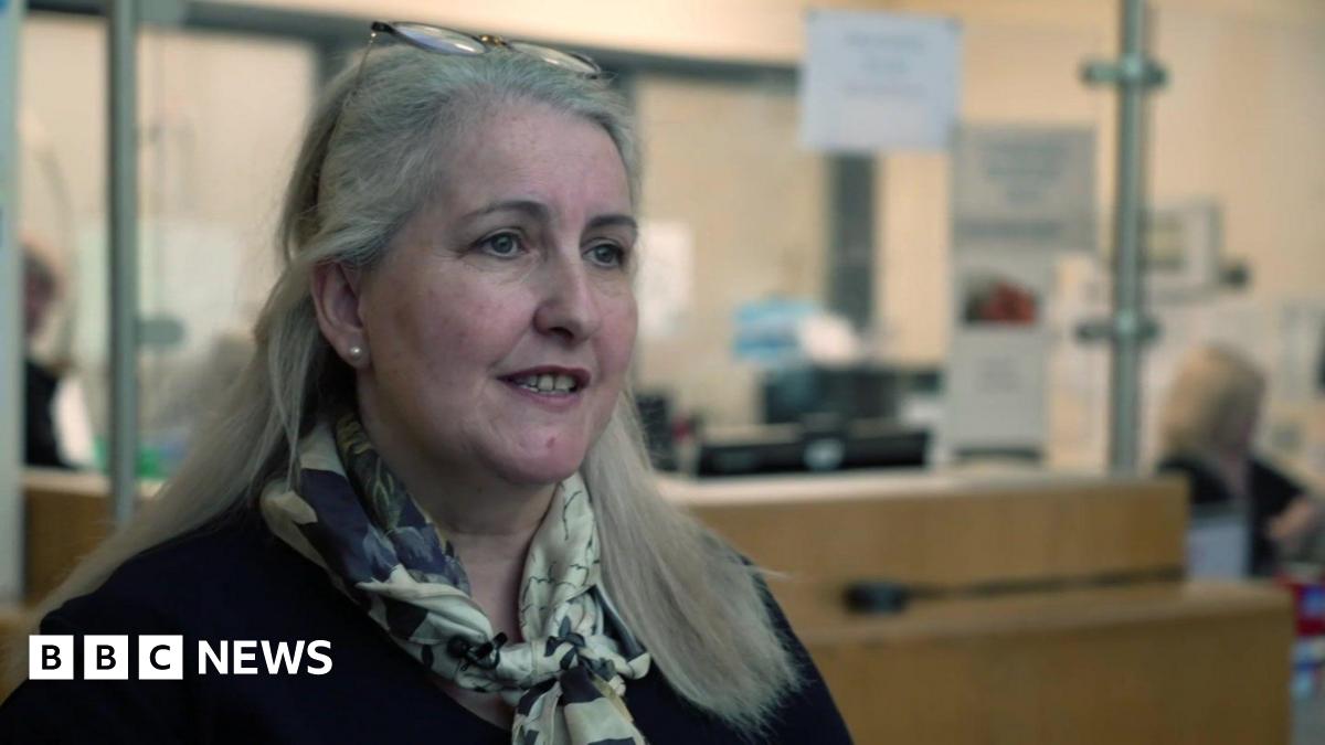 What is being done to reduce North West NHS waiting times? - BBC News