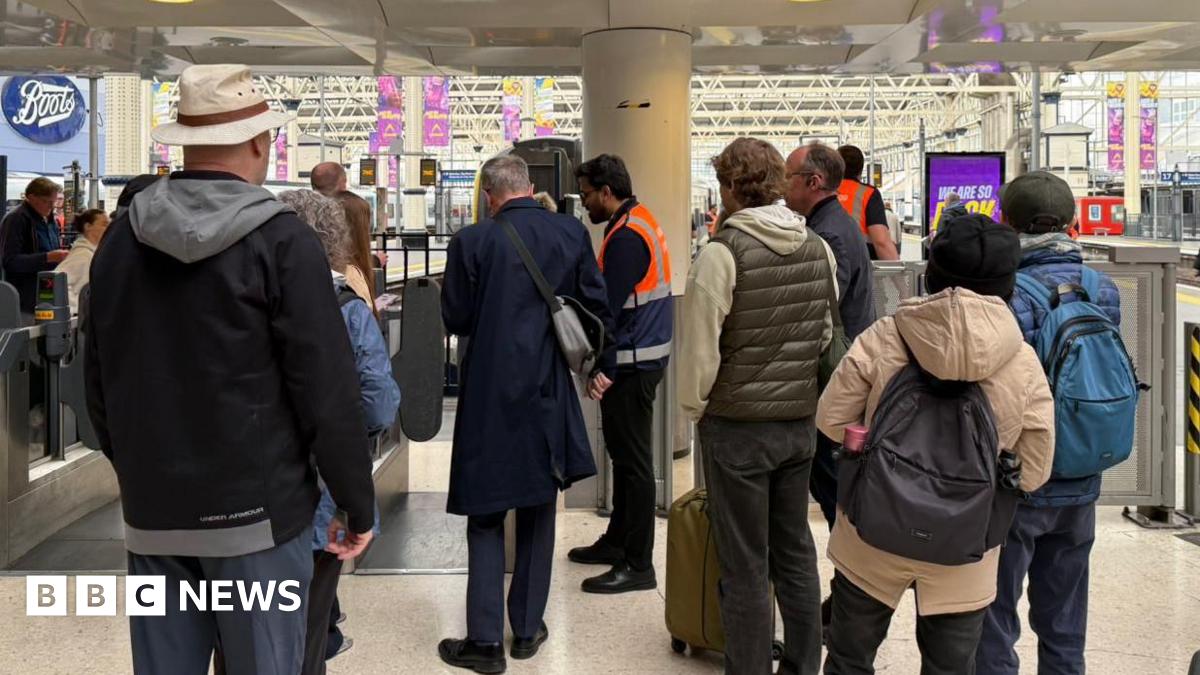 Major disruption to trains in south England expected to last all day ...