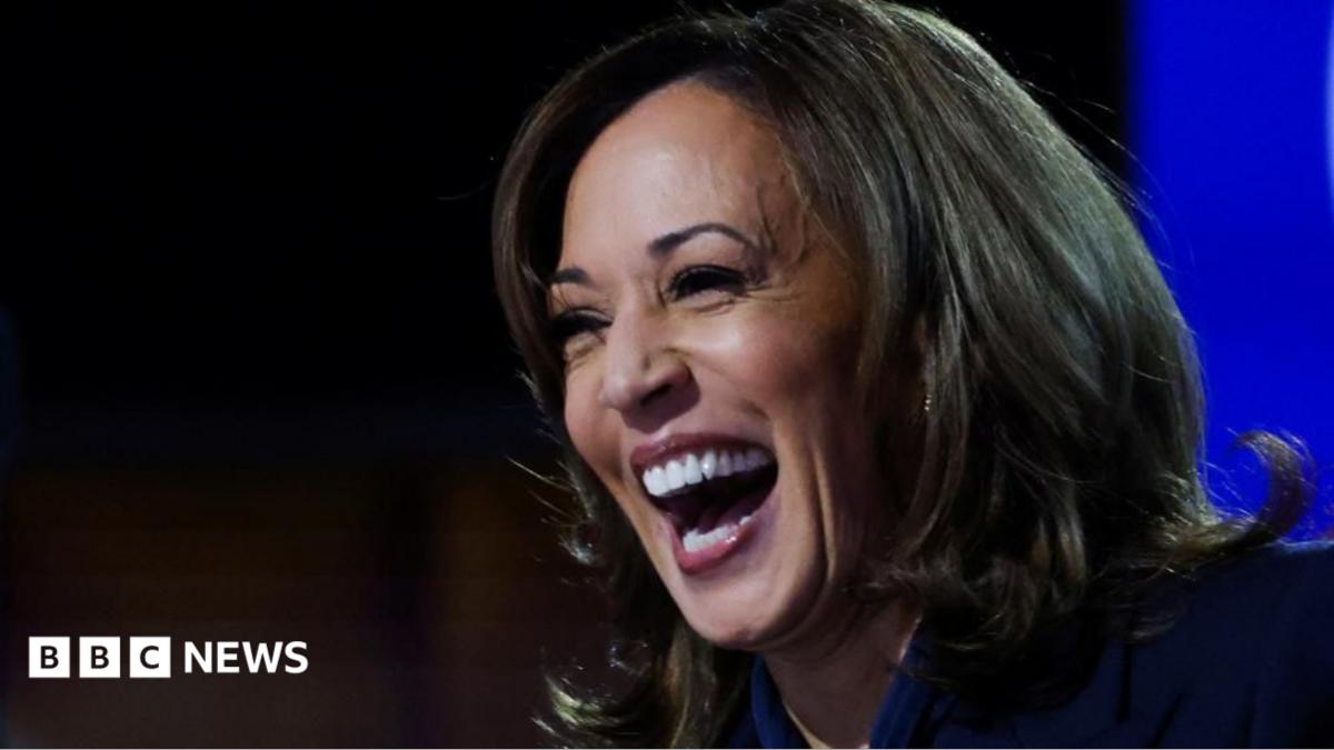 Kamala Harris gives Democratic convention speech - BBC News