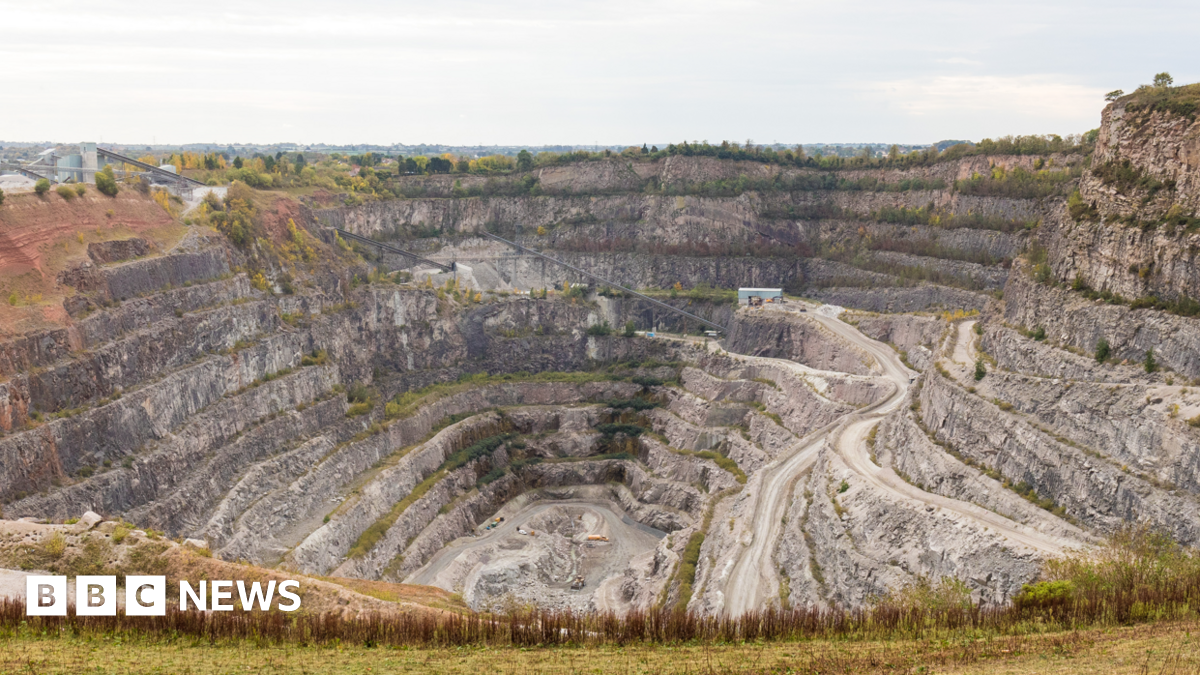 Plans to restart blasting at Croft Quarry submitted - BBC News
