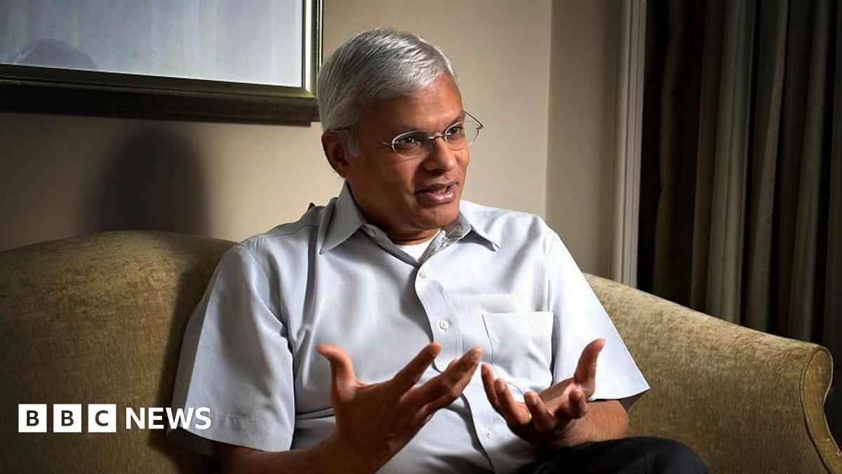 Ashley Tellis: India-origin strategist charged with keeping secret US defence files - BBC News