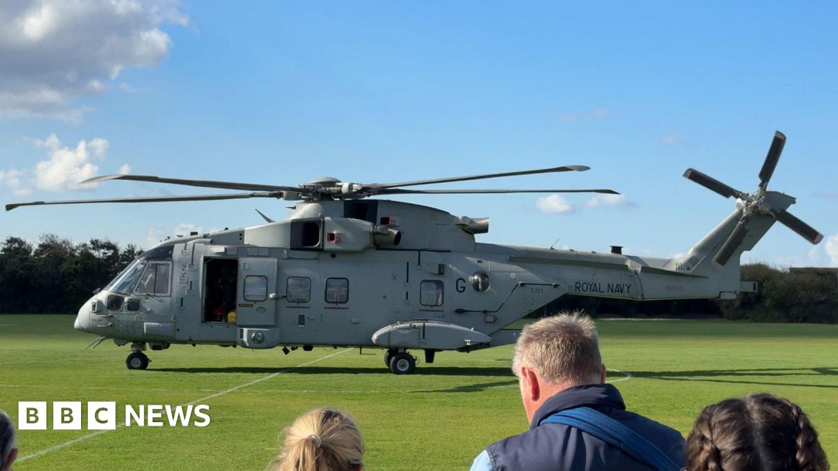 Royal Navy helicopters visit Channel Islands for training - BBC News