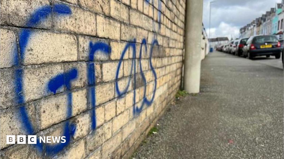 Caernarfon: Alleged police informants and drug dealers named online ...