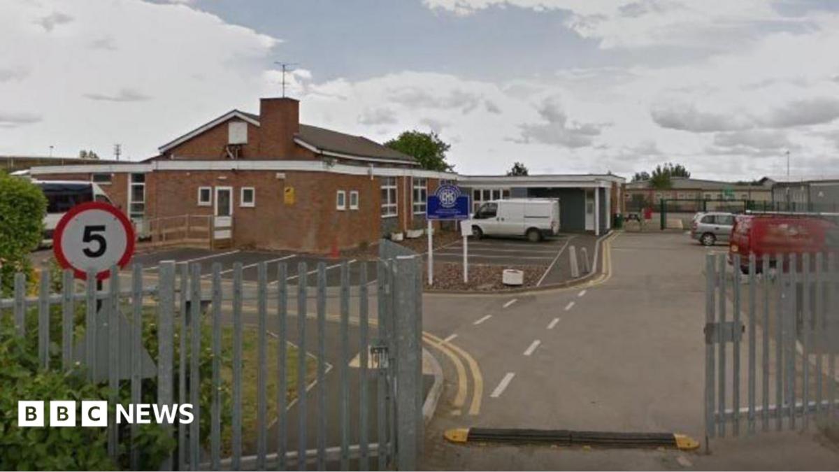 More Swindon school places needed for children with Send needs - BBC News