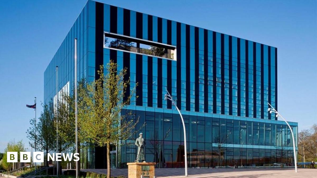 Northamptonshire council pays £40k after residents complain - BBC News